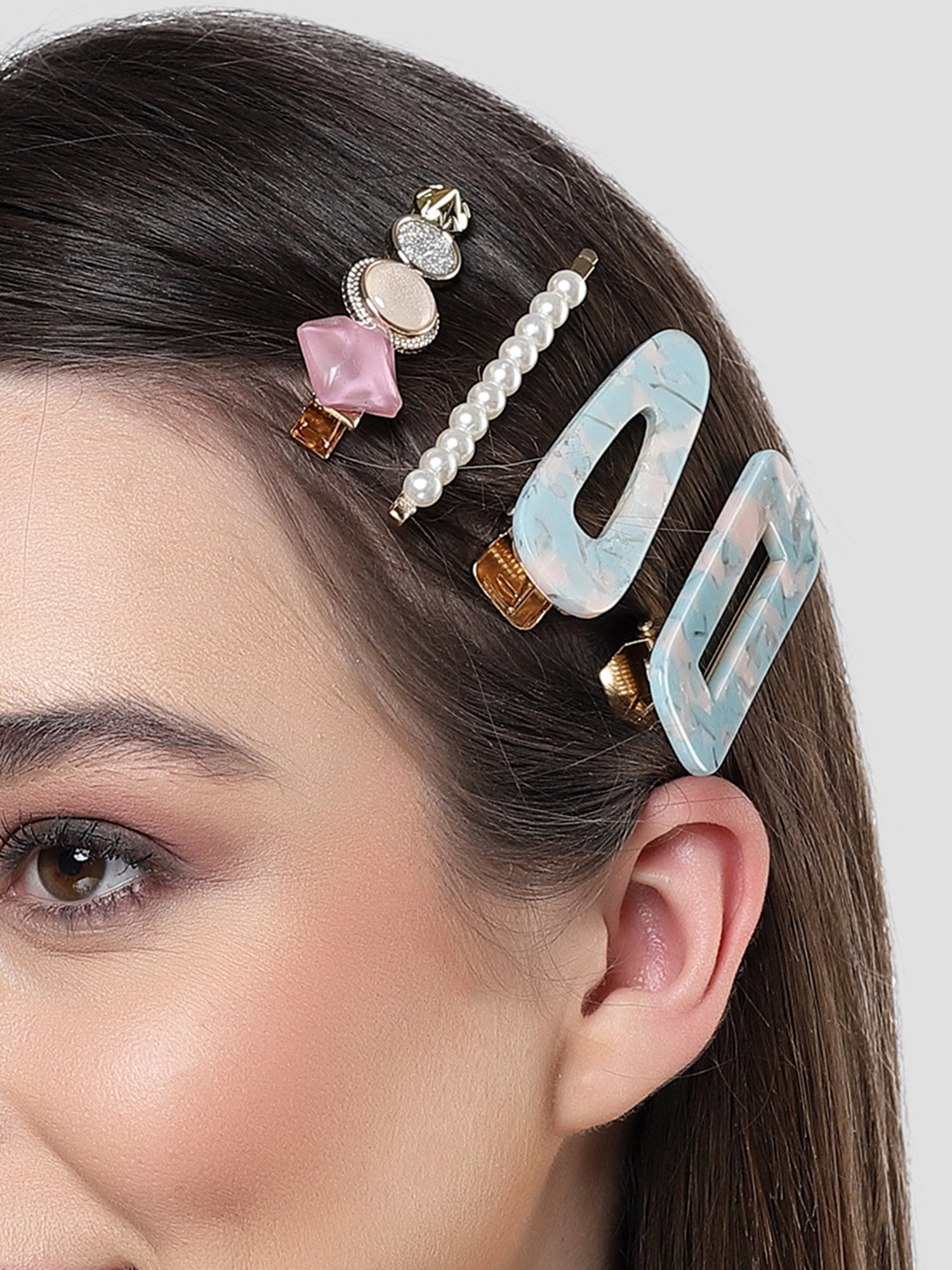 Shop Cute & Stylish Hair Clips For Any Look From Karatcart