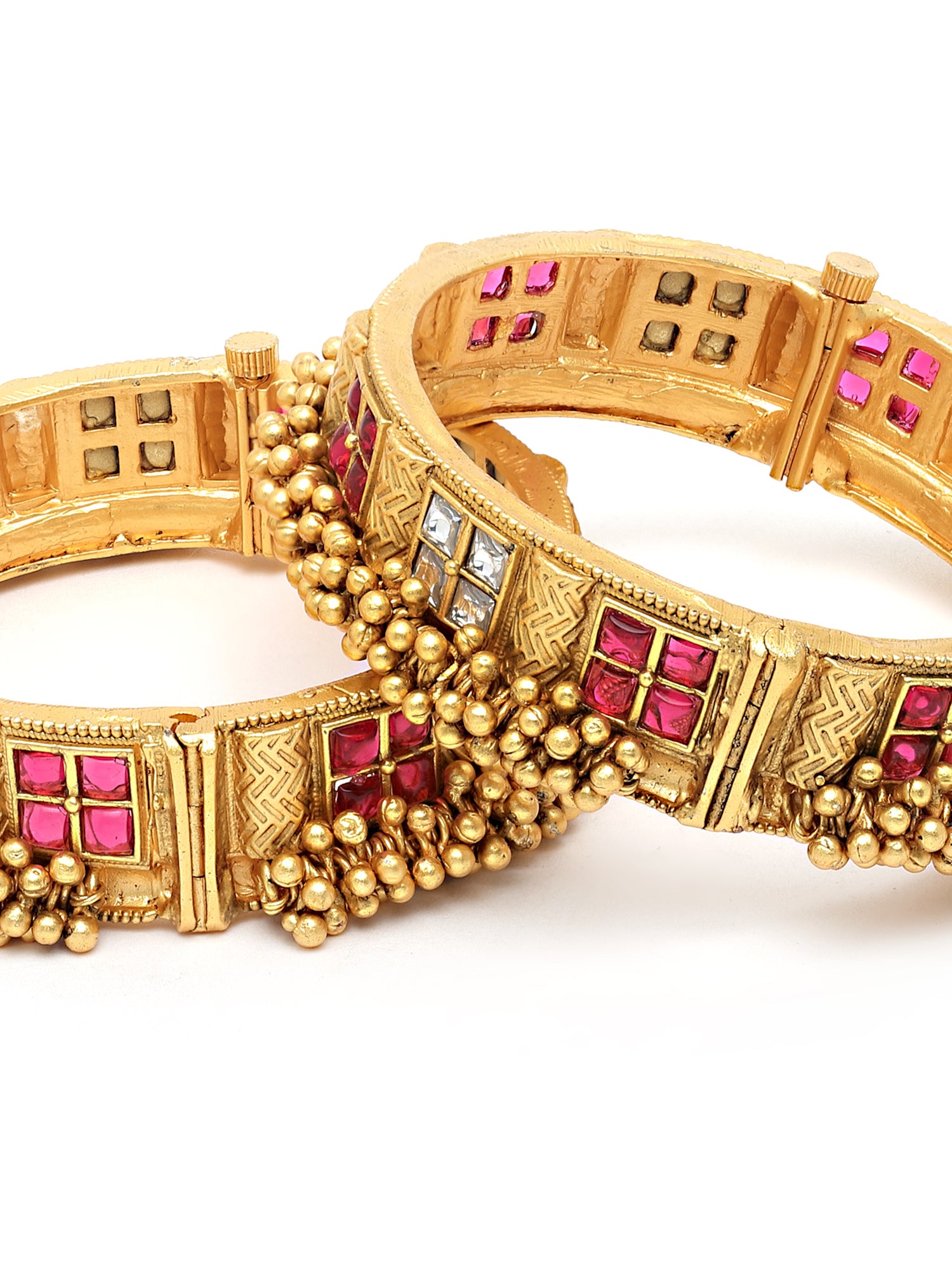 Karatcart Antique Gold Plated Rajwadi Temple Bangle Set for Women ...